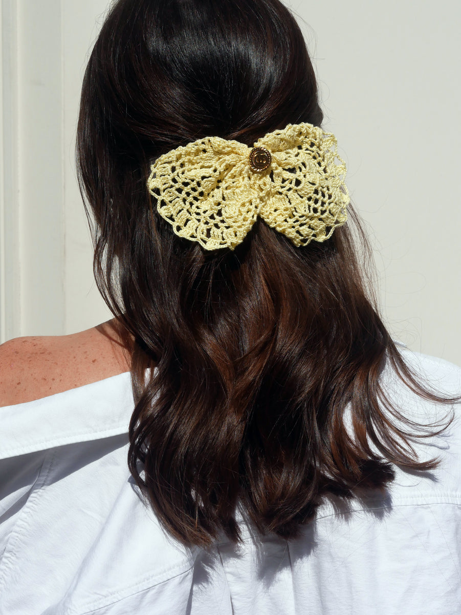 Noeud crochet jaune - Ginette – Scrunchie is back